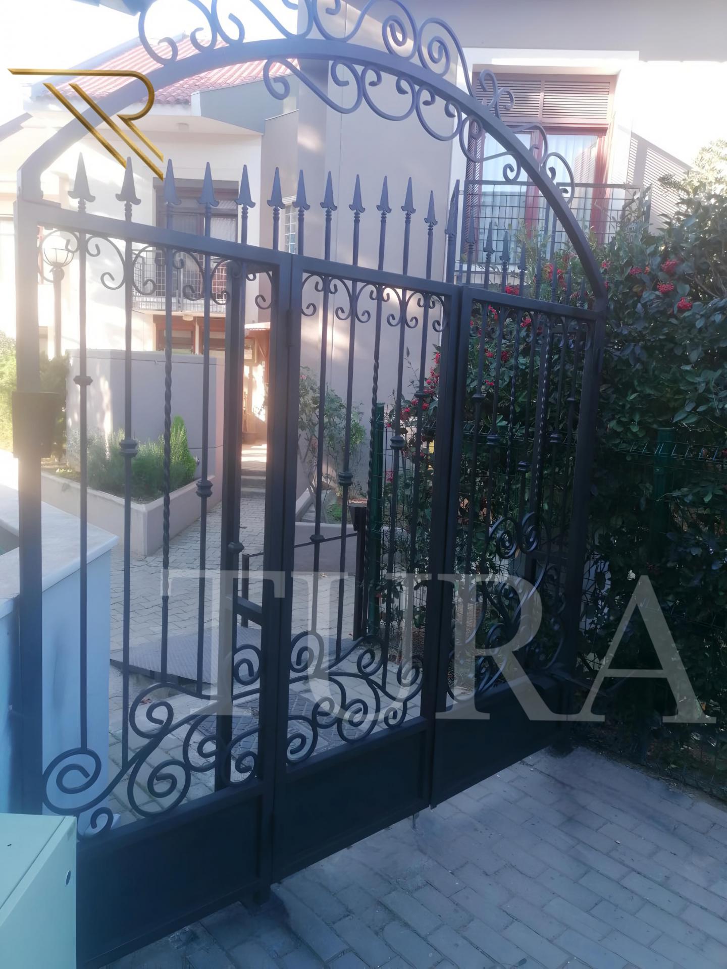 Bahçe Kapı Modelleri - DEMİR DOĞRAMA, FERFORJE KORKULUK VE GARAJ KAPILARI