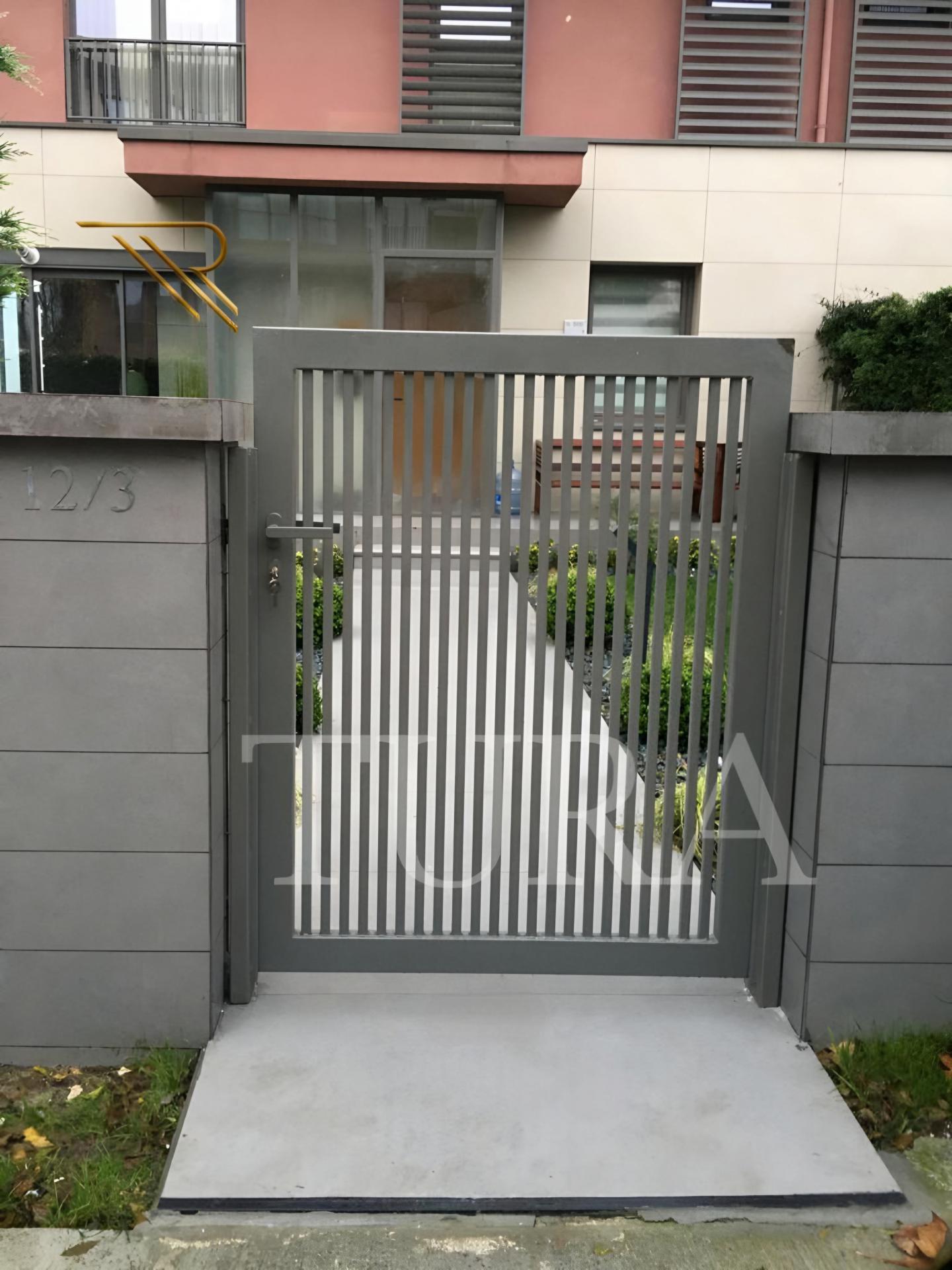 Bahçe Kapı Modelleri - DEMİR DOĞRAMA, FERFORJE KORKULUK VE GARAJ KAPILARI